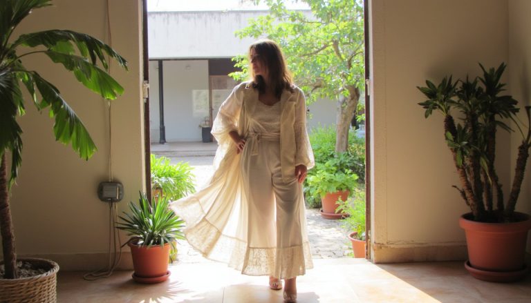 29 Soft Feminine Outfits That Make You Feel Like the Main Character ...